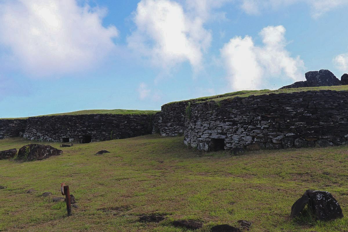 Orongo - The Tangata Manu Village | Rapa Nui Travel Guide