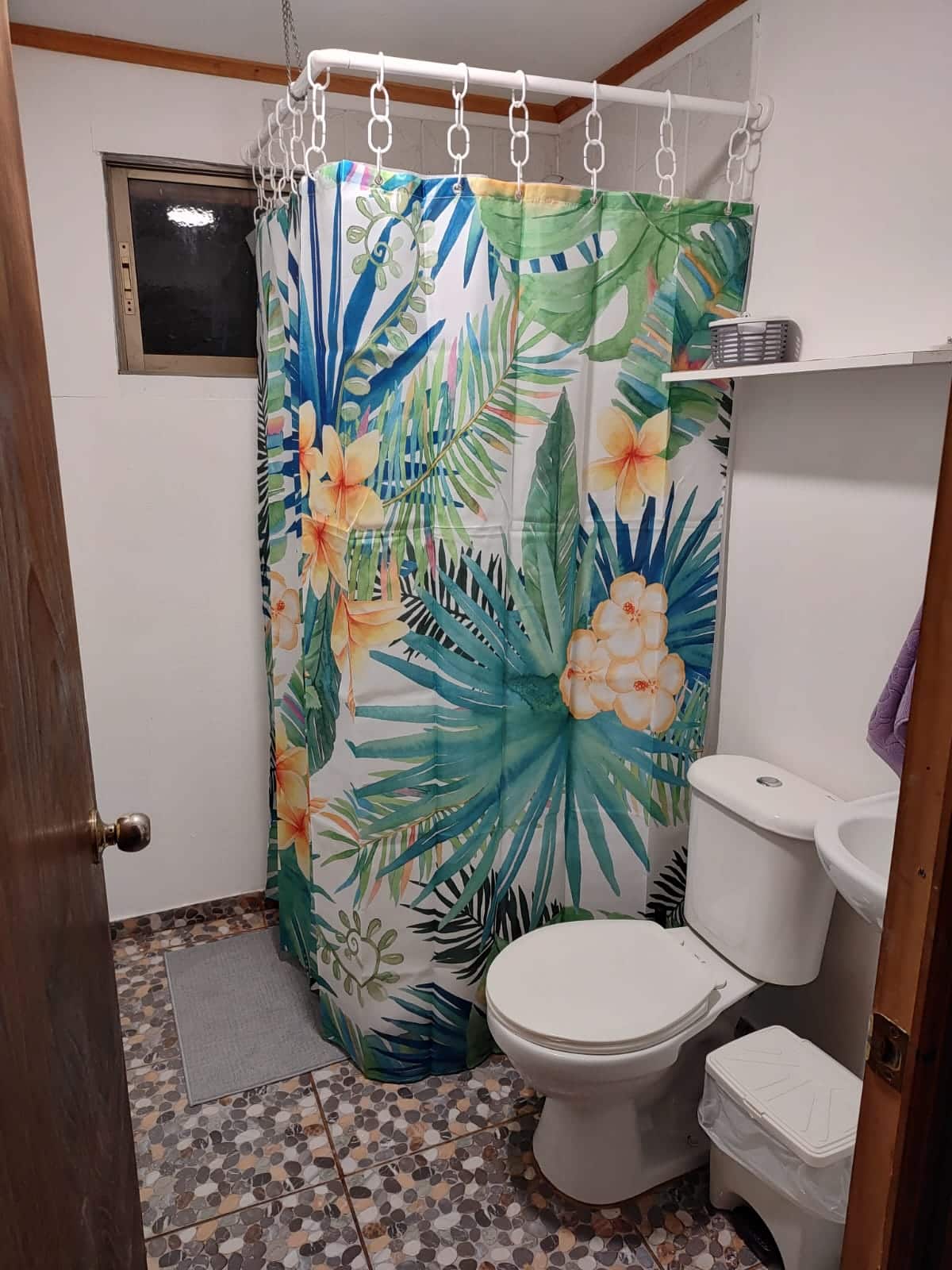 Cabaña Uka Moana | Rapa Nui Travel Guide